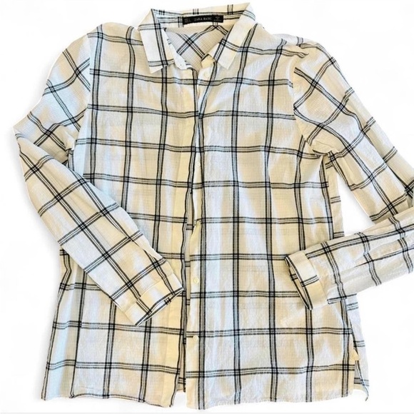 Zara | Tops | Zara Basic Black And White Plaid Shirt | Poshmark
